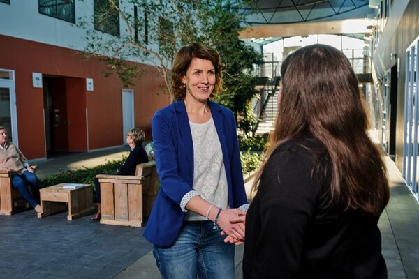 Locaties, bezoektijden en praktische informatie - Novadic-Kentron